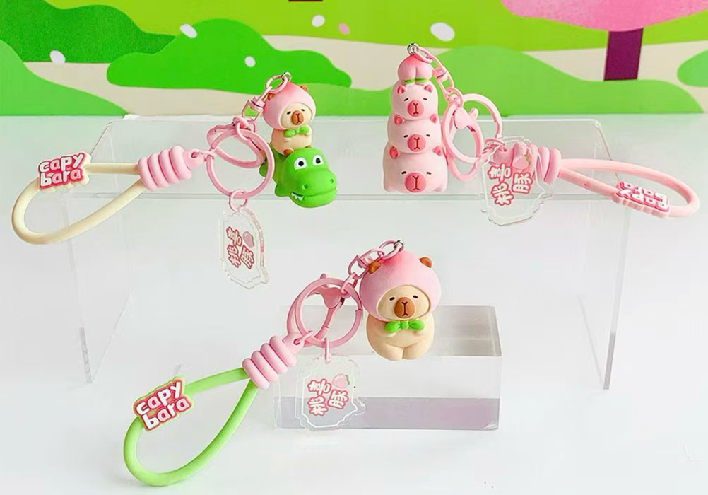 Mima Pink Capybara Keyring – KENJI